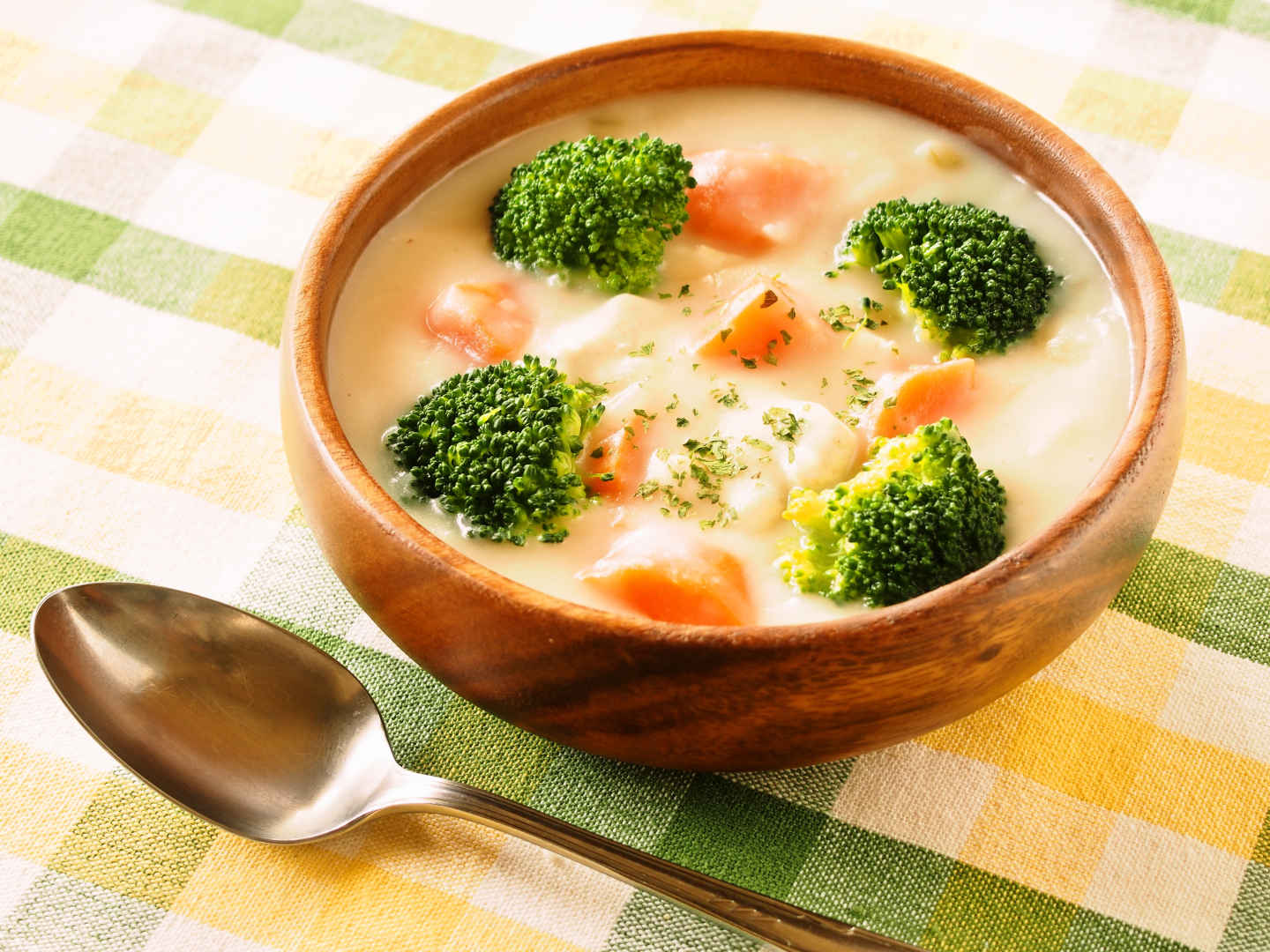 飽きない！便利！「ブロッコリー」のアレンジレシピ。おつまみ、スープ、揚げ物にも | kufura（クフラ）小学館公式