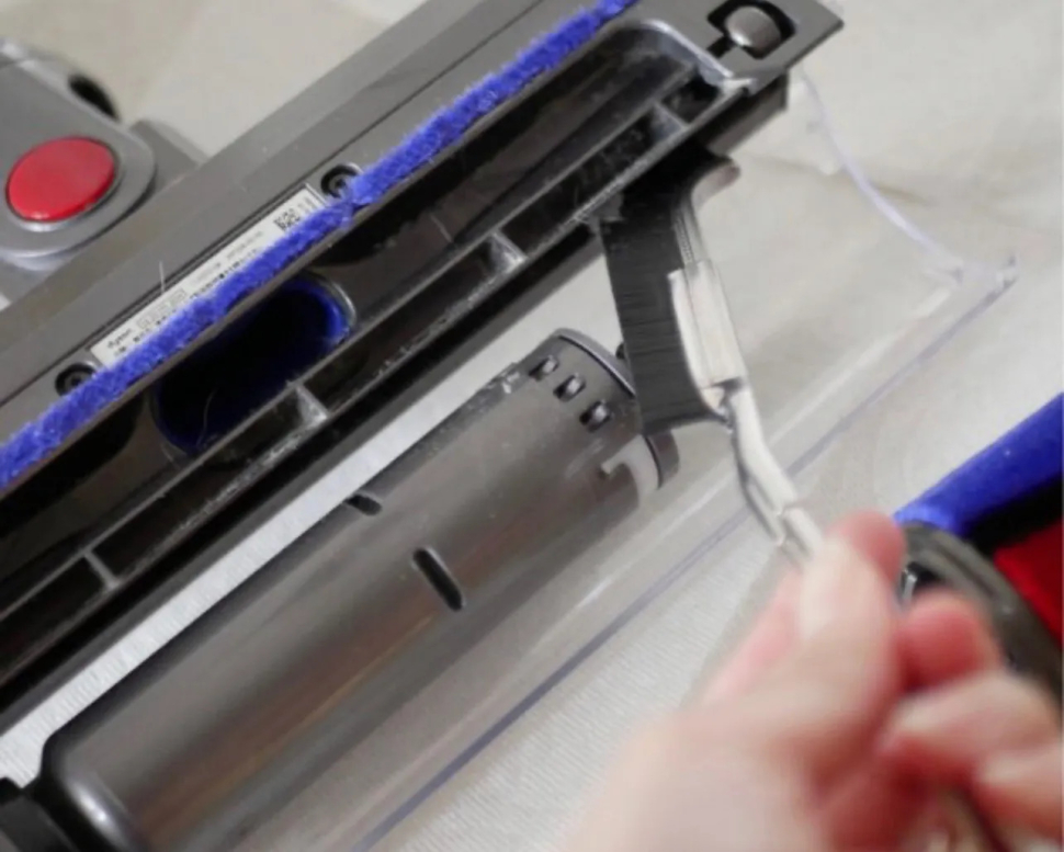 【写真29枚】大掃除にもおすすめな「お掃除グッズ」！1つでマルチに使える隙間ブラシや洗剤など全4アイテムを写真で見る | kufura（クフラ）小学館公式