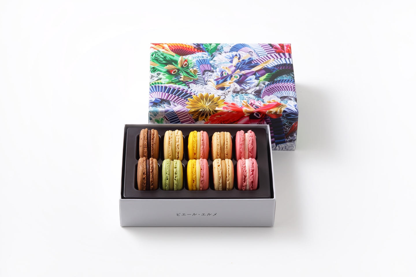 おせち、お持たせ…年末年始もスイーツ尽くし！「ピエール・エルメ・パリ」「Made in ピエール・エルメ」のスペシャリテ | kufura（クフラ）小学館公式
