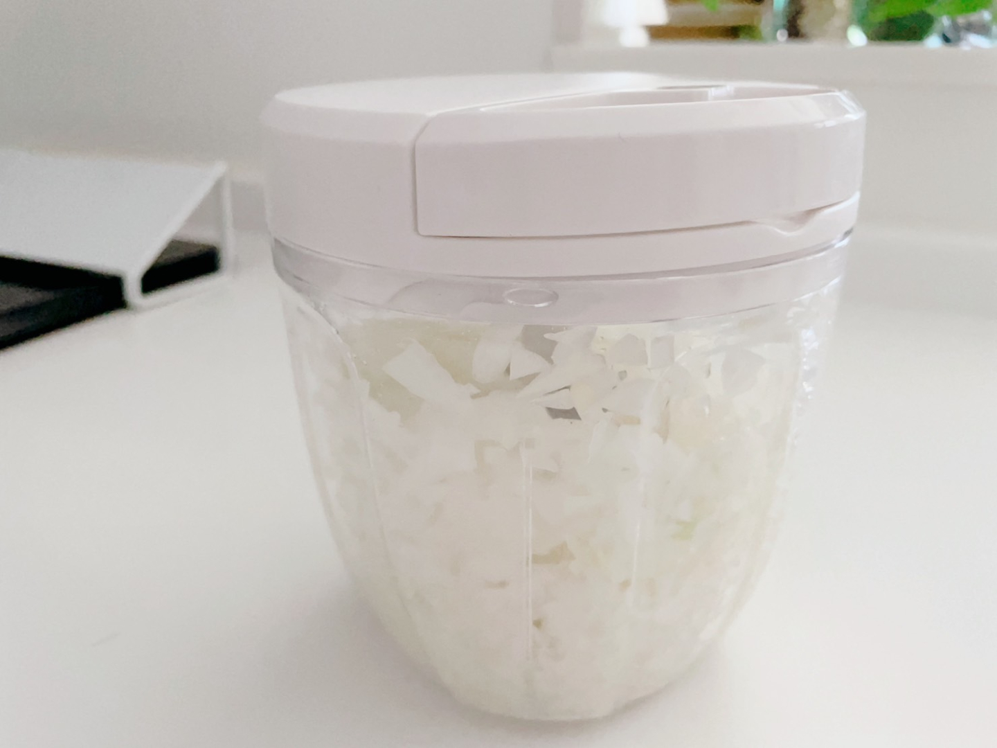 無印良品の「みじん切りチョッパー」（790円）が玉ねぎ丸ごと切れる実力派でした【本日のお気に入り】 | kufura（クフラ）小学館公式